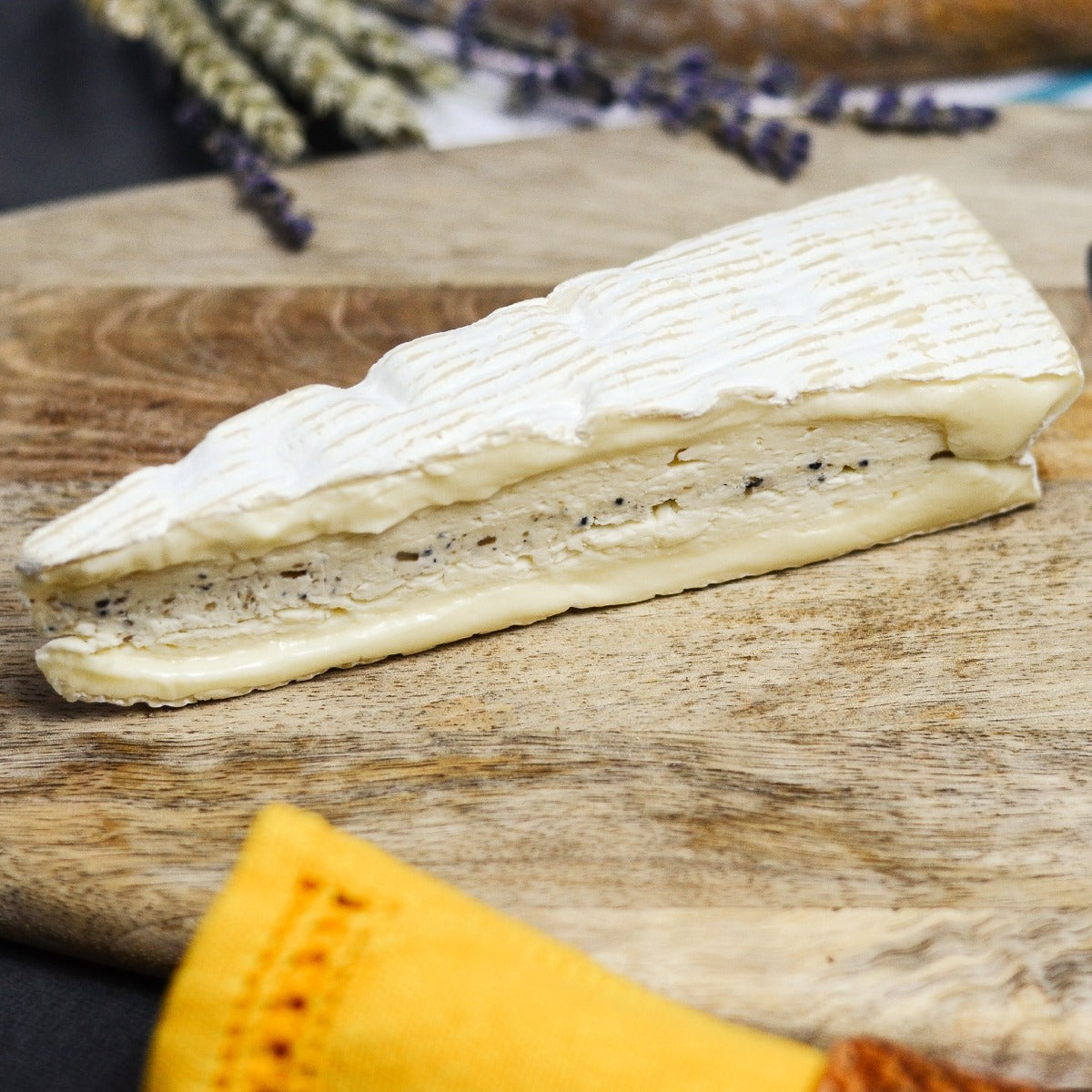 Brie de Meaux with Truffles|Maison Duffour